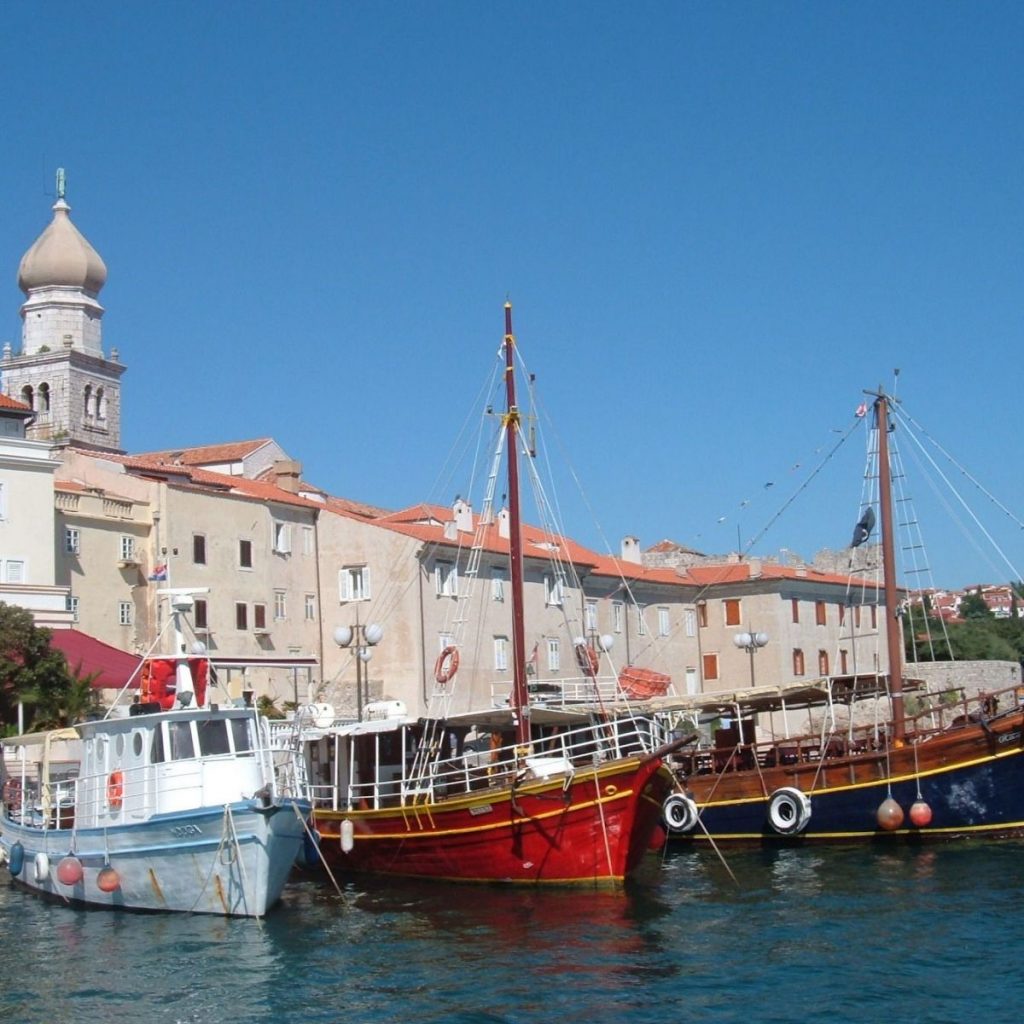 The islands of the Kvarner archipelago , Itineraries in Croatia ...